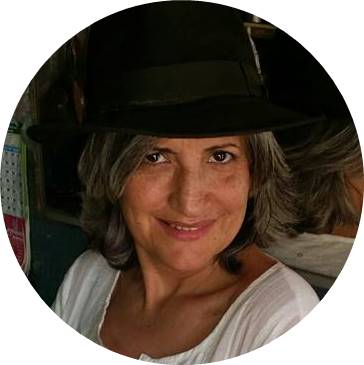 Dolores Martínez - LAFUENTE MUNDONATURA